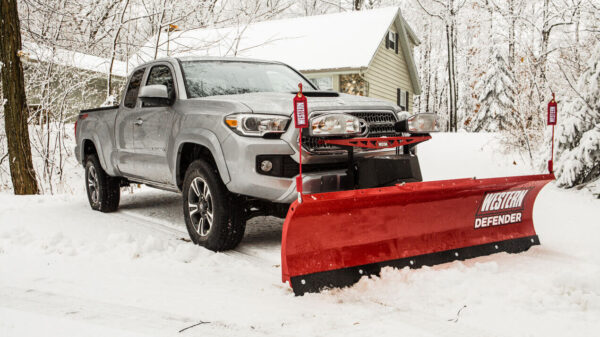 Western® Snow Plows & Salt Spreaders | Meyer Truck Equipment